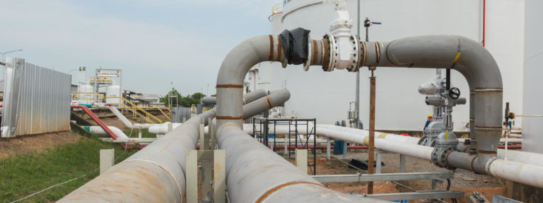 Flow lines and trunk lines in the oil and gas industry